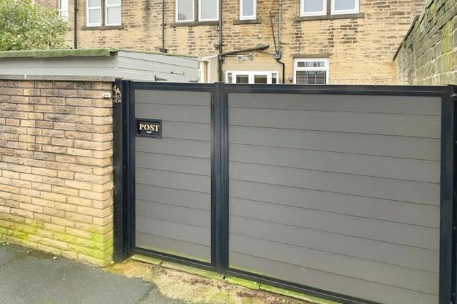 West View, Farsley LS28, 3 bedroom terraced house for sale - 66274373 ...