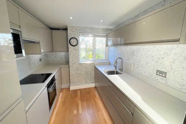 The Marles, Exmouth EX8, 2 bedroom flat to rent - 60252026 | PrimeLocation