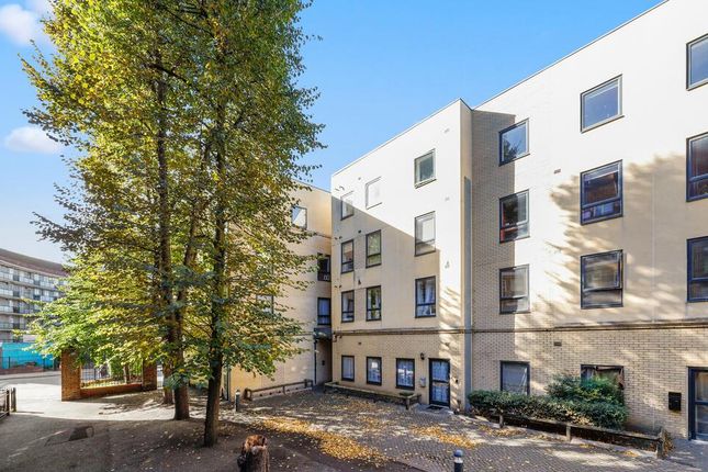 Stockwell Road, London SW9, 1 bedroom flat to rent - 64124952 ...