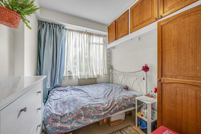 Southampton Row, London WC1B, 2 bedroom flat for sale - 65983880 ...