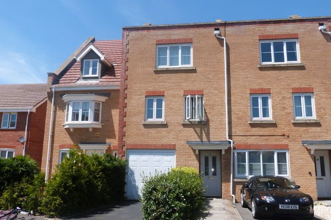 Room to rent in Triscombe Way, Cheltenham GL51 - Zoopla