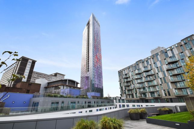 Pinnacle Apartments, Saffron Central Square, Croydon CR0, 2 bedroom ...