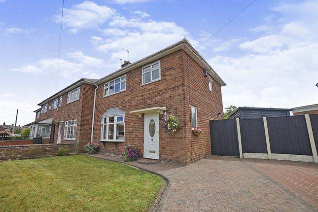 Ulverston Avenue Warrington Wa2 3 Bedroom End Terrace House For Sale