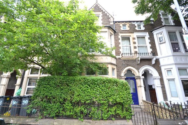 Connaught Road, Roath, Cardiff CF24, 2 bedroom flat for sale - 61712112 ...