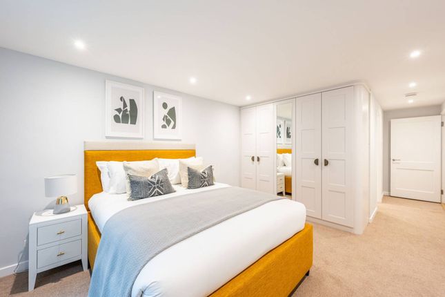 Rochester Row, Victoria, London SW1P, 2 bedroom flat for sale ...