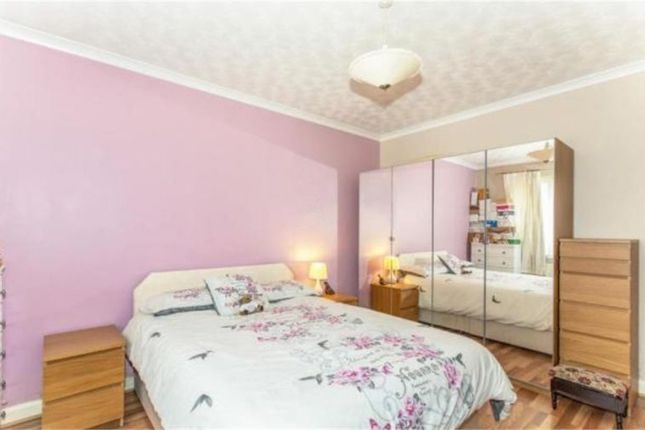 Brook Street, Raunds, Wellingborough, Northamptonshire NN9, 3 bedroom ...