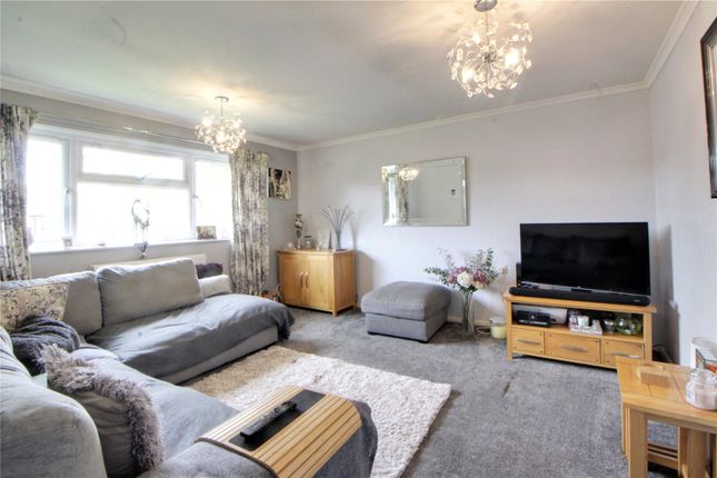 Manor Road, Tongham, Surrey GU10, 2 bedroom maisonette for sale ...