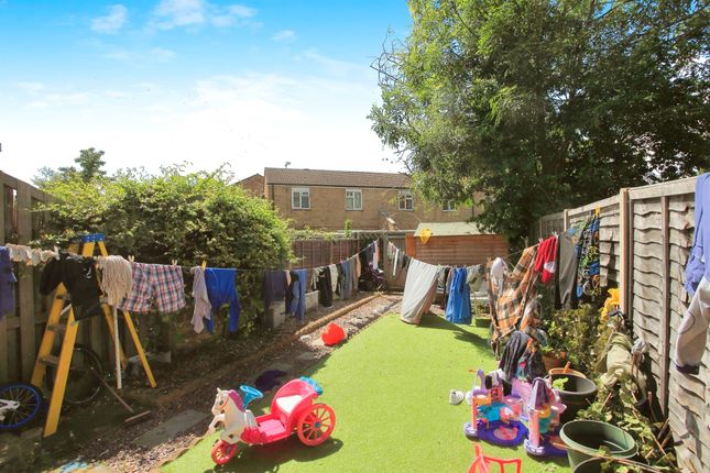 Bringhurst, Orton Goldhay, Peterborough PE2, 3 bedroom terraced house ...