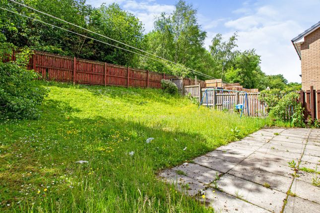 Bowhouse Drive, Glasgow G45, 4 bedroom flat for sale - 61768519 ...