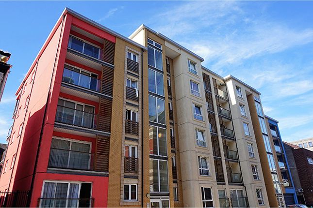20 Dock Street, Hull HU1, 2 bedroom flat for sale - 44849127 ...