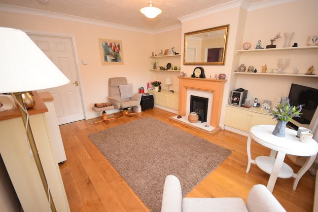 Halstead Road, Earls Colne, Colchester CO6, 2 bedroom semi-detached ...