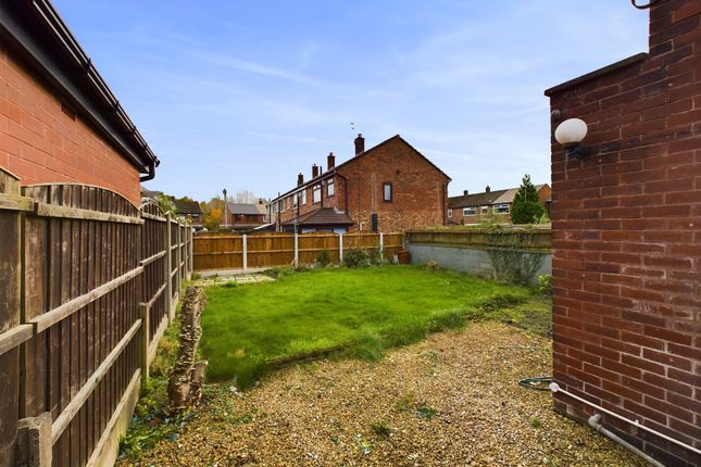Mosley Common Road, Worsley M28, 3 bedroom semi-detached house for sale ...