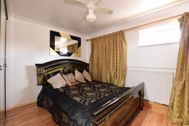 Howbury Lane, Erith, Kent DA8, 4 bedroom end terrace house for sale ...