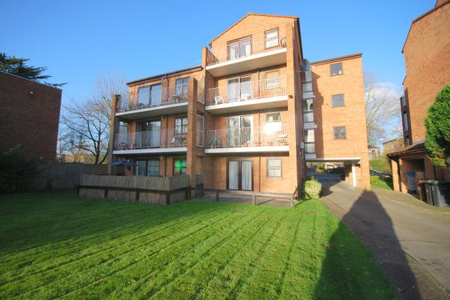 Daniel Court, 19 Brackley Road, Beckenham BR3, 2 bedroom flat to rent ...