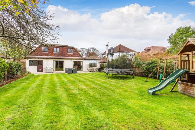 Houses for Sale in Hersham, Surrey - Hersham, Surrey Houses to Buy ...