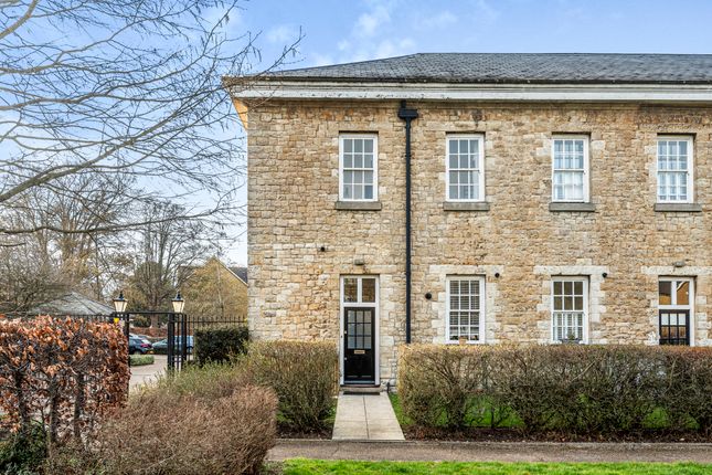 Queens House Fennel Close Maidstone Me16 4 Bedroom End Terrace House