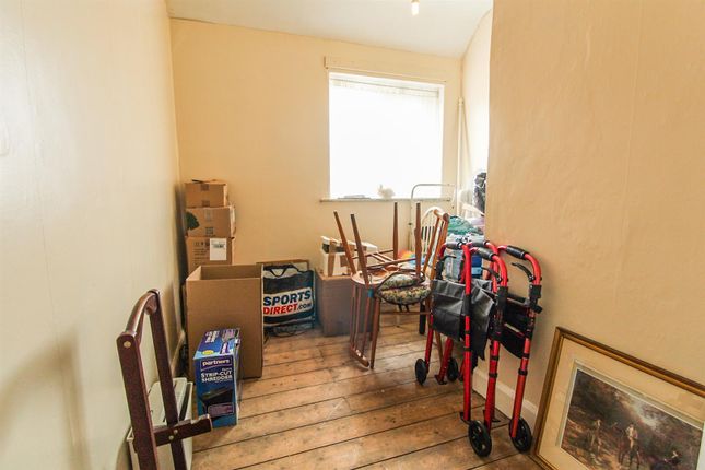 Maple Crescent, Slough SL2, 4 bedroom terraced house for sale ...