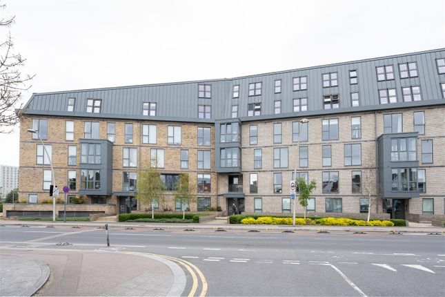 Ruckholt Road, London E10, 2 bedroom flat for sale - 67203671 ...