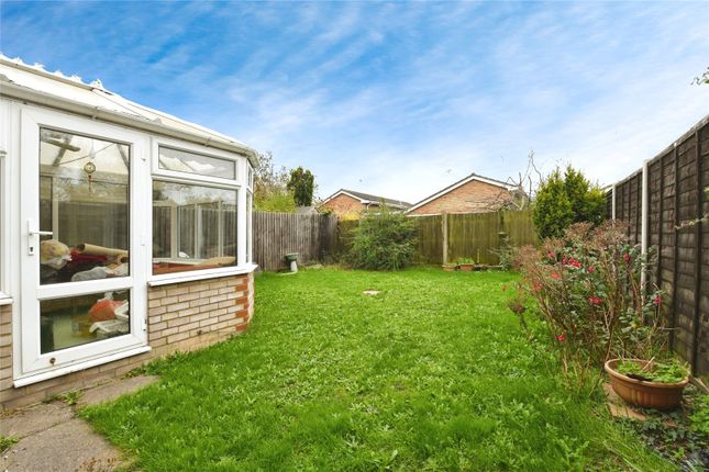 Russet Way, Burnham-On-Crouch, Essex CM0, 3 bedroom semi-detached house ...