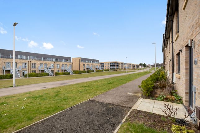 14 Mauseley Park, Cammo, Edinburgh EH4, 3 bedroom end terrace house for ...