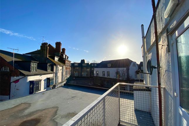 The Strand, Exmouth, Devon EX8, 3 bedroom flat to rent - 63903293 ...