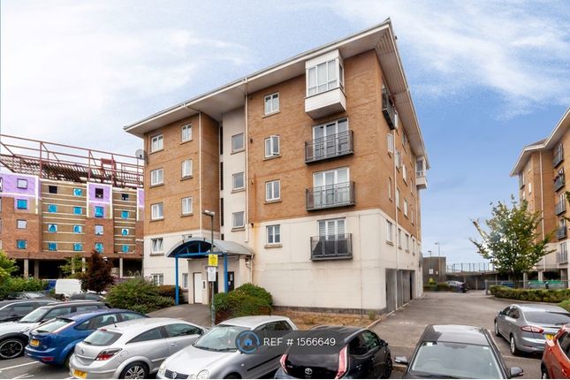Macarthur Close, Erith DA8, 2 bedroom flat to rent - 63437094 ...