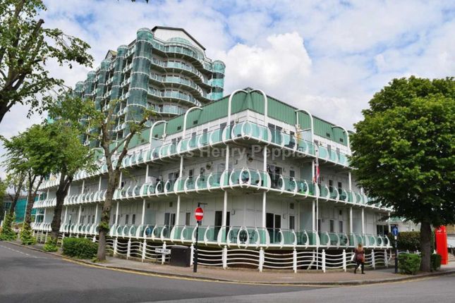 Tower Point, Sydney Road, Enfield EN2, 3 bedroom penthouse to rent ...