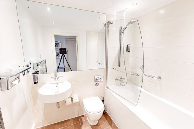 Icon Building, 64 Shudehill, Manchester M4, 2 bedroom flat for sale ...