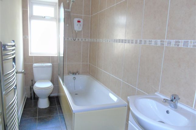 Longview Drive, Huyton L36, 2 bedroom flat to rent - 61709763 ...
