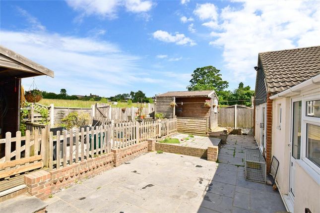 Cuckolds Green Road, Lower Stoke, Rochester, Kent ME3, 3 bedroom ...