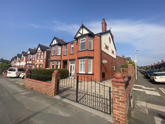 Compstall Road, Romiley, Stockport, Cheshire SK6, 2 bedroom flat for ...