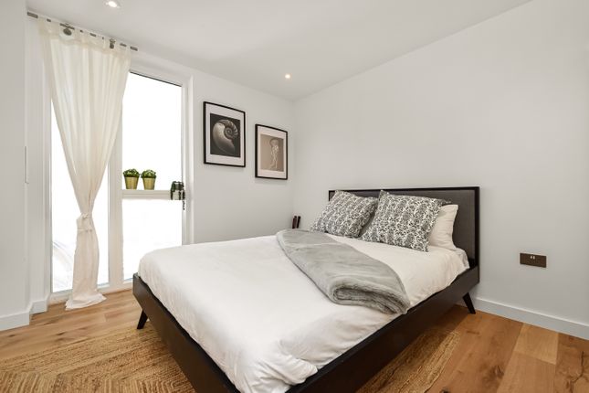 Thrale Road, London SW16, 3 bedroom end terrace house for sale ...