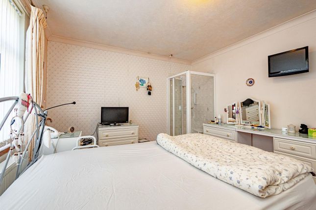 Ambaston Road, Hornsea HU18, 3 bedroom detached bungalow for sale ...