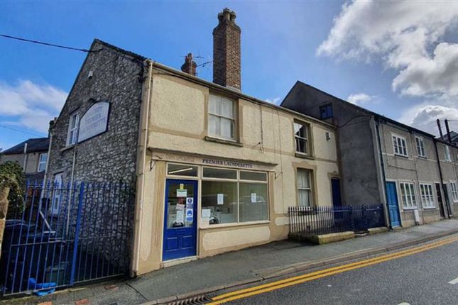 Homes for Sale in Fron Park Road, Holywell CH8 - Buy Property in Fron ...