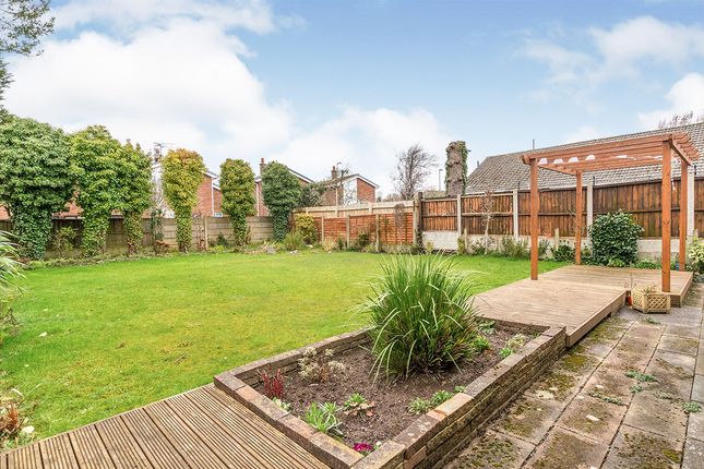 Woburn Drive, Cronton, Widnes, Cheshire WA8, 3 bedroom bungalow for ...