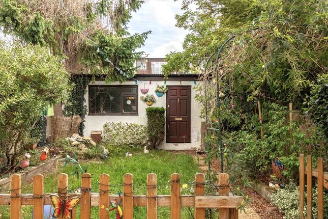 Beech Way, Twickenham TW2, 3 bedroom semi-detached house for sale ...