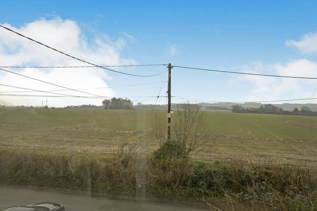 Kennett Lane, Ashford, Kent TN25, 2 bedroom terraced house for sale ...