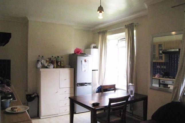 Toland Square, London SW15, 5 bedroom flat to rent - 64569183 ...