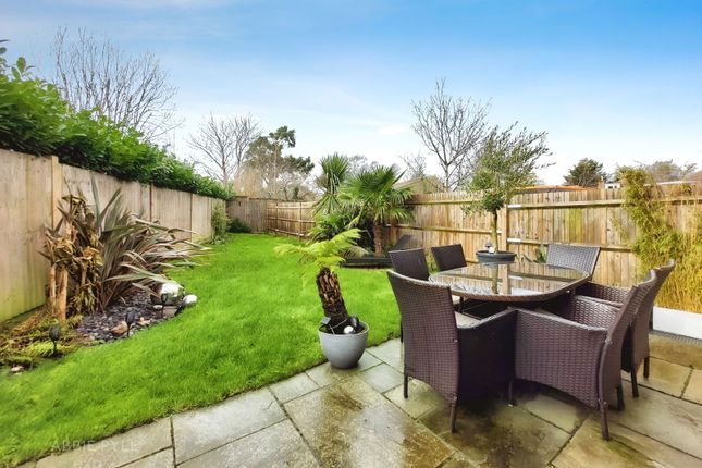 Beckett Close, Twydall, Kent ME8, 3 bedroom detached house for sale ...