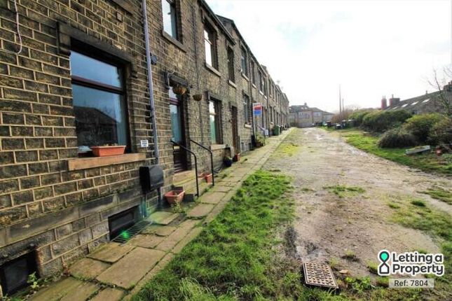 Victoria Road Meltham Holmfirth West Yorkshire Hd9 3 Bedroom