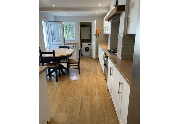 Chestnut Rise, Plumstead, London. SE18, 5 bedroom terraced house to ...