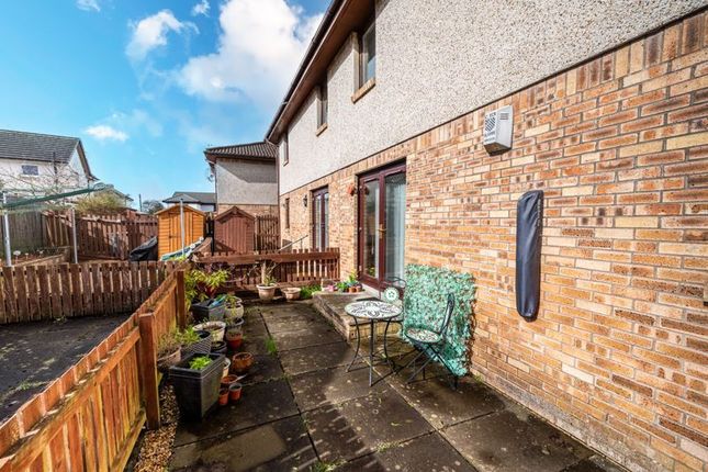 Fleming Court, Motherwell ML1, 2 bedroom flat for sale - 67058383 ...