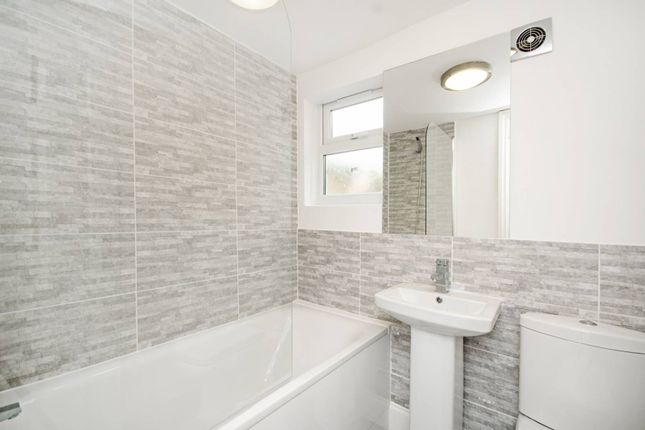 Mabley Street, Hackney, London E9, 2 bedroom flat for sale - 64396325 ...
