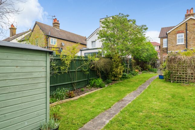 Worlds End Lane, Chelsfield, Orpington, Kent BR6, 2 bedroom semi ...