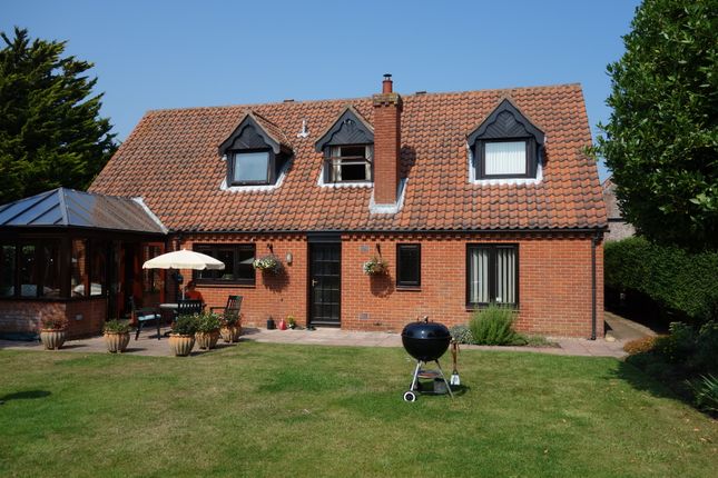 Swan Lane, Barnby, Beccles, Suffolk NR34, 4 bedroom detached house for ...