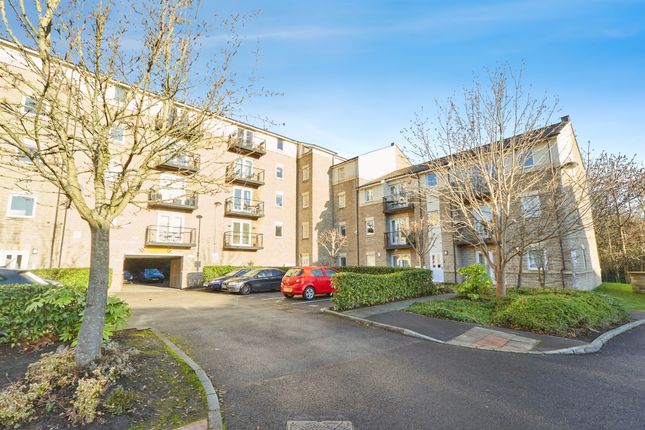 Cornmill View, Horsforth, Leeds LS18, 2 bedroom flat for sale ...