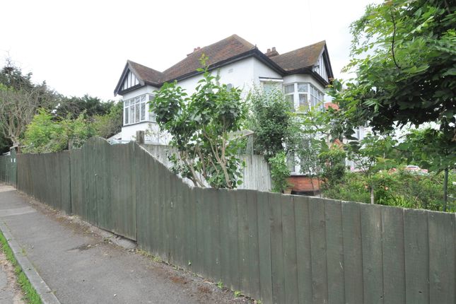 Homes for Sale in Benfleet Road, Benfleet SS7 - Buy Property in ...