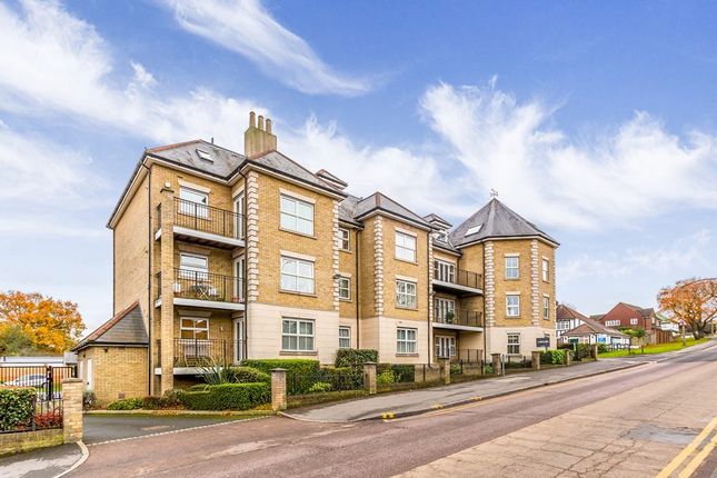 Manor Road, Chigwell IG7, 3 bedroom flat for sale - 45700722 ...