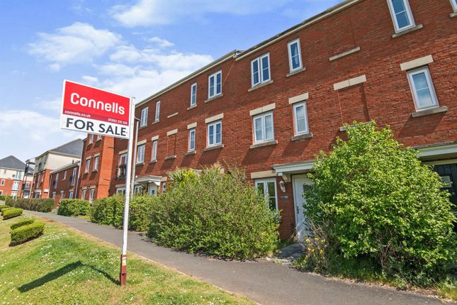 Russell Walk, Exeter EX2, 4 bedroom terraced house for sale - 61423717 ...