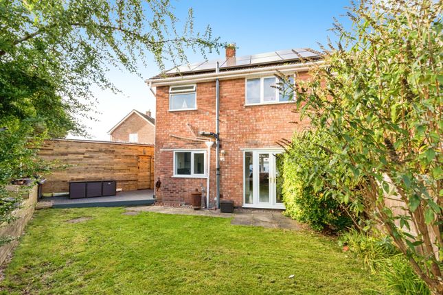 Greenhill Close, Dosthill, Tamworth, Staffordshire B77, 3 bedroom semi-detached house for sale ...